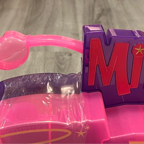 MGA Entertainment | Toys | Mini Bratz Collectors Case With Exclusive ...